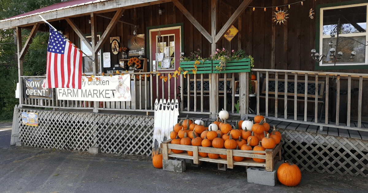 The Hungry Chicken Country Store -Breakfast Sandwiches, Bakery, Crafts
